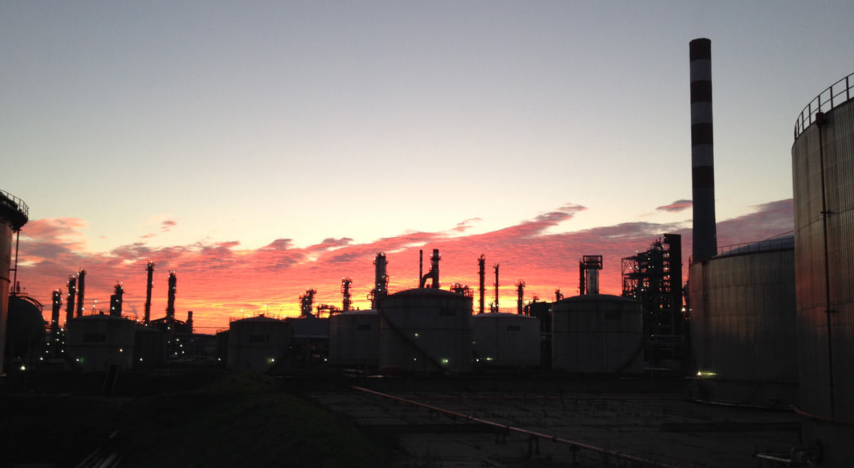 Indirect thermal desorption for solid oil waste and more